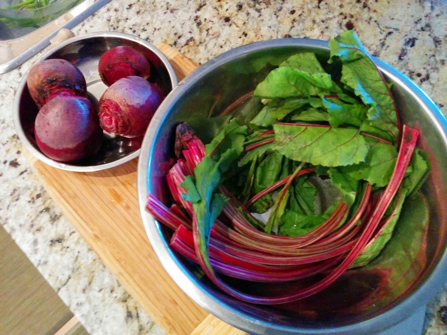 Cooking with beets - can you cook the stems? - Confessions of a Dietitian